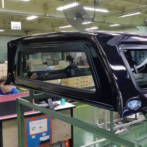 Ford Ranger 2023- OE Ford Canopy Fold Down Bulkhead Window | 4x4AT