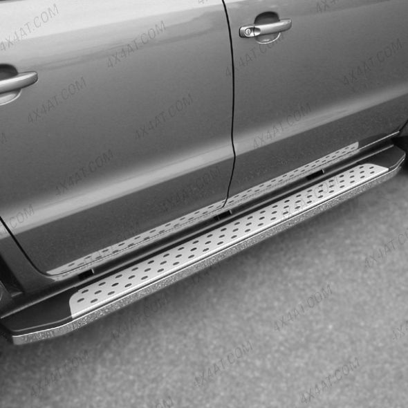 Toyota Hilux 2016- Trux M16 Alloy Side Steps | 4x4AT