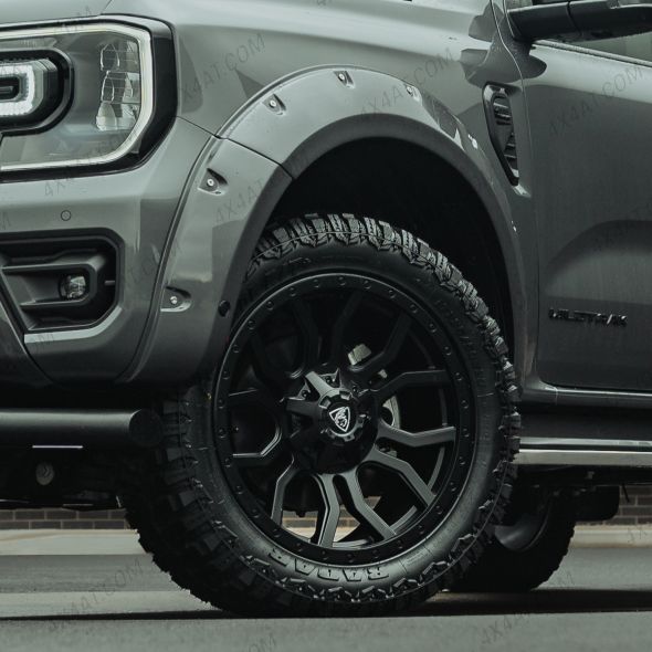 Ford Ranger Wildtrak 2023- Predator Sport Wheel Arches - Stainless ...